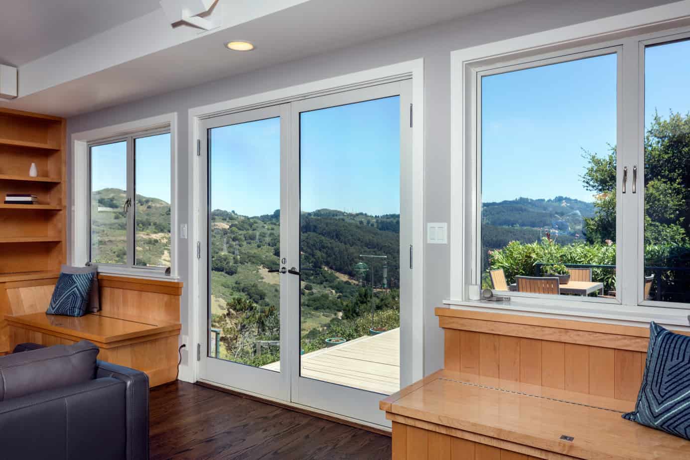 Heavy duty thermal break aluminum window
